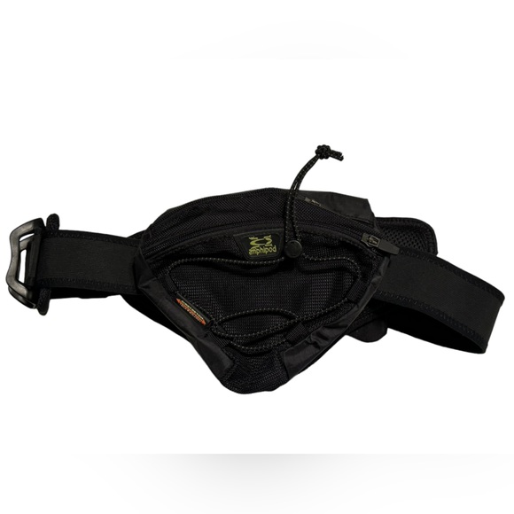 Amphipod | Bags | Amphipod Airstretch Black Unisex Dual Water Bottle ...